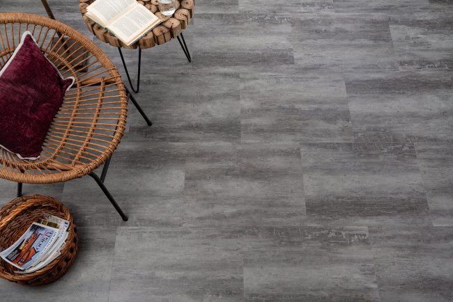Vinyl COREtec 8mm Beton tmavý 50LVT1803 s korkem (2,87m2/bal ...